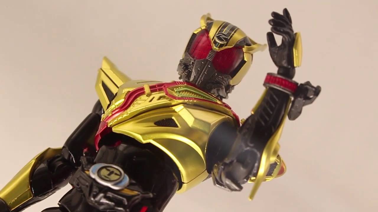 S.H.Figuarts Kamen Rider Gord Drive display - YouTube