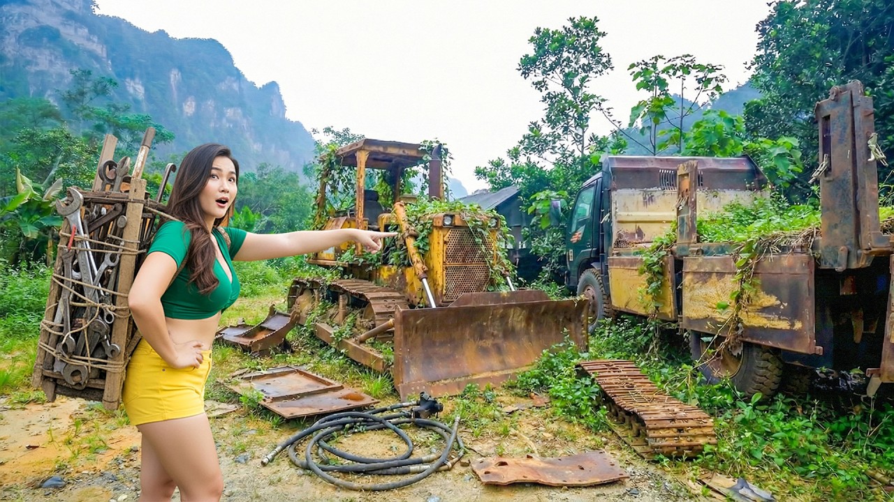 Genius Girl RESTORES The Giant KOMATSU D65 Wheel Loader From RUSTY ...