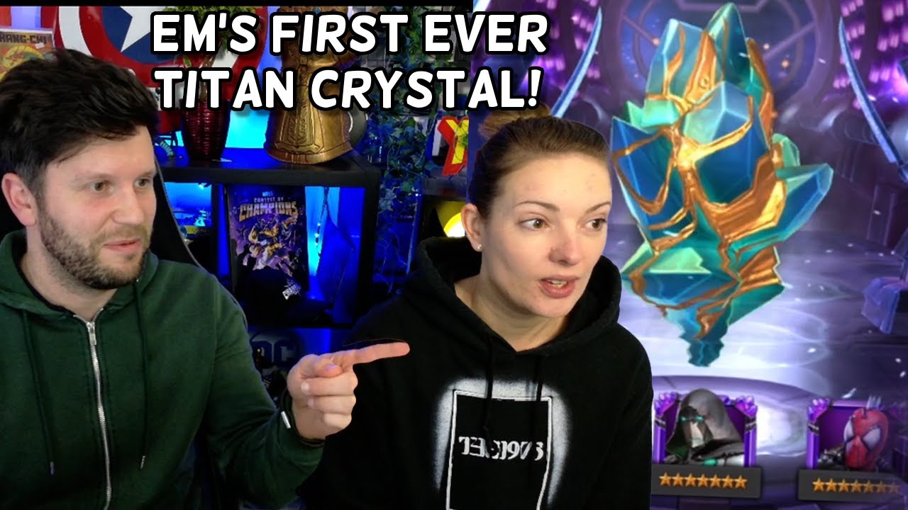 Em's First Ever Titan Crystal | FTP Battleground Blitz 7 Star Rewards ...