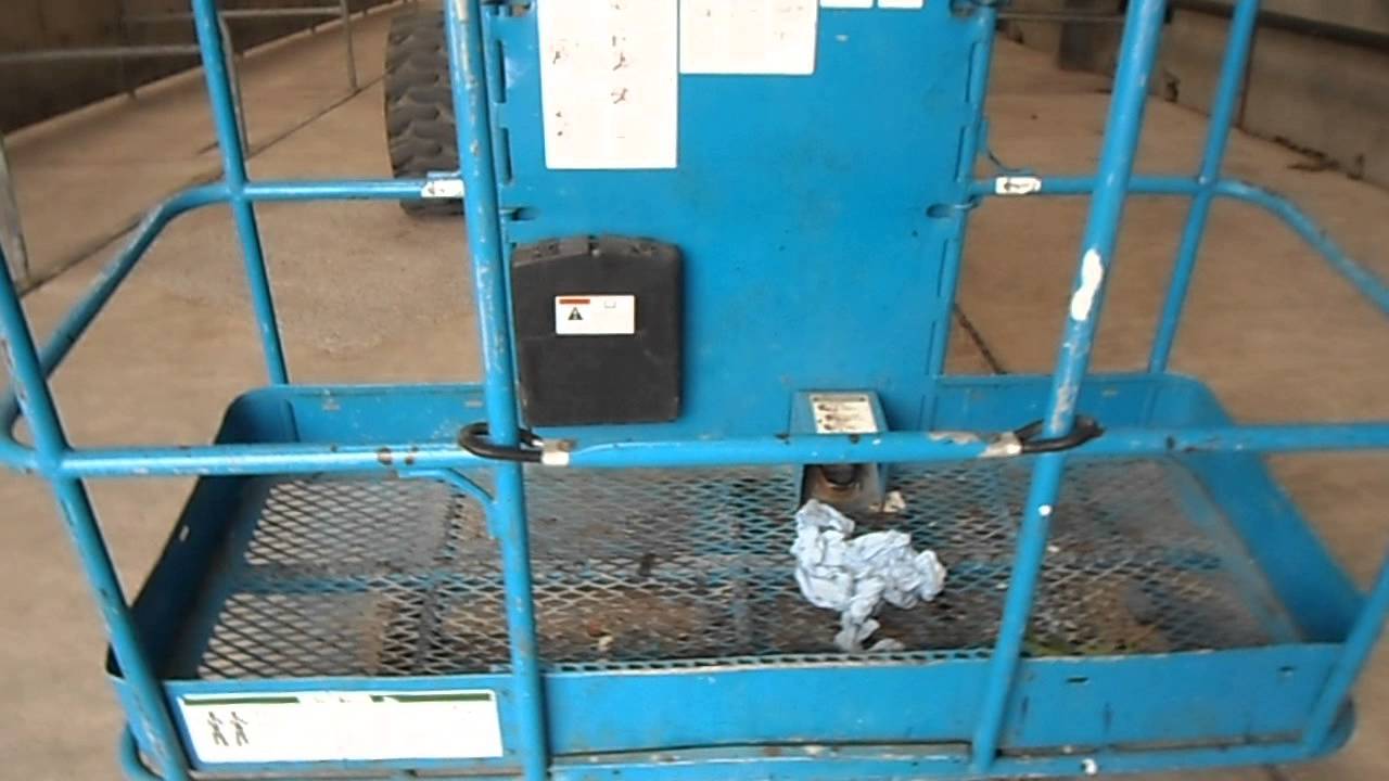 GENIE IC POWER 4X4 - YouTube