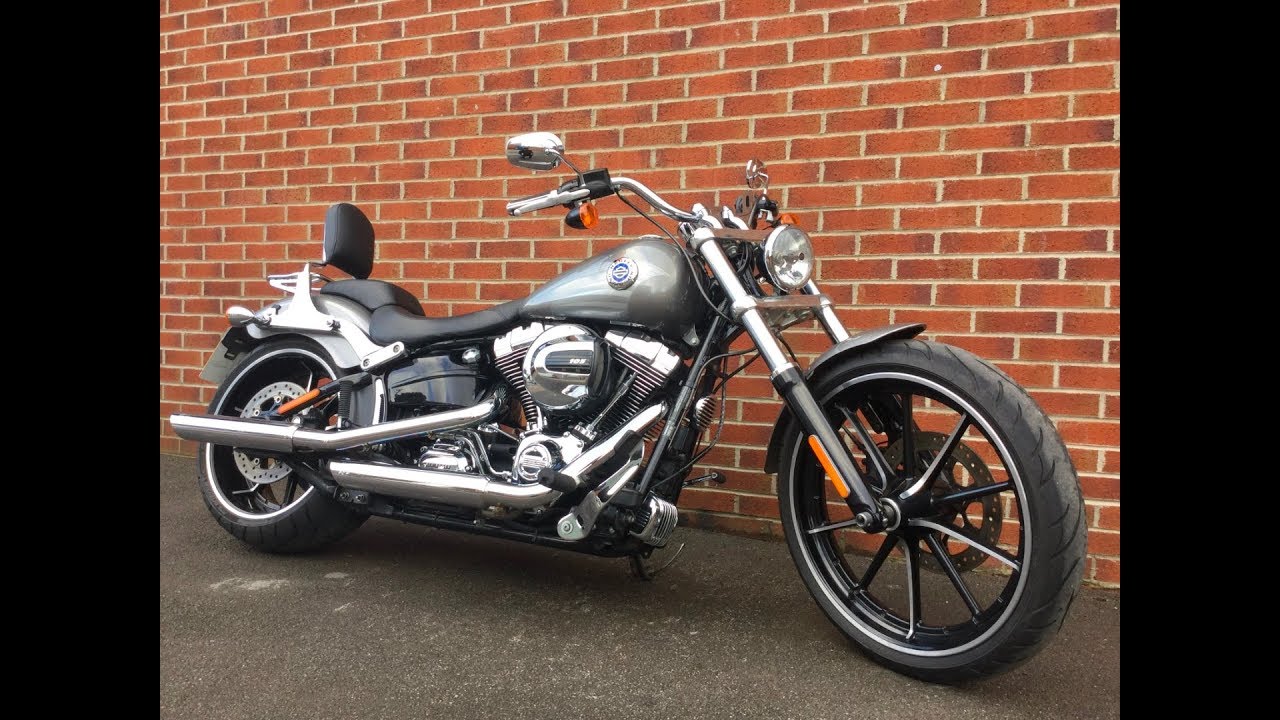 2016 Harley-Davidson Breakout, 1690cc. Walkaround with engine sound ...