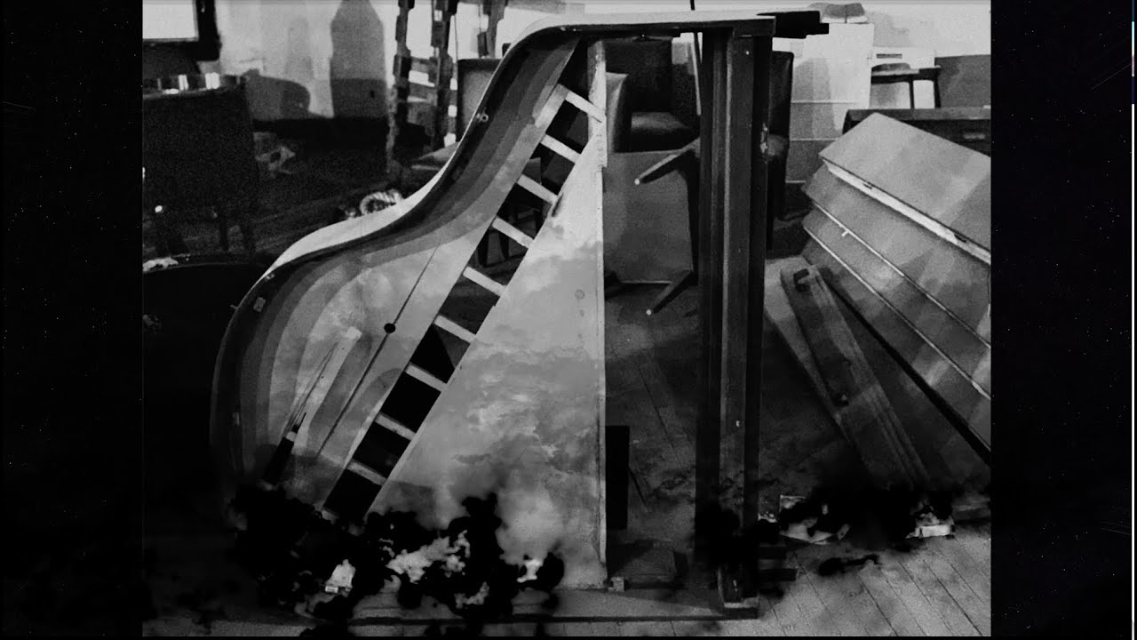 Deconstructed Part II_Relaxing piano and modular synthesizers - YouTube