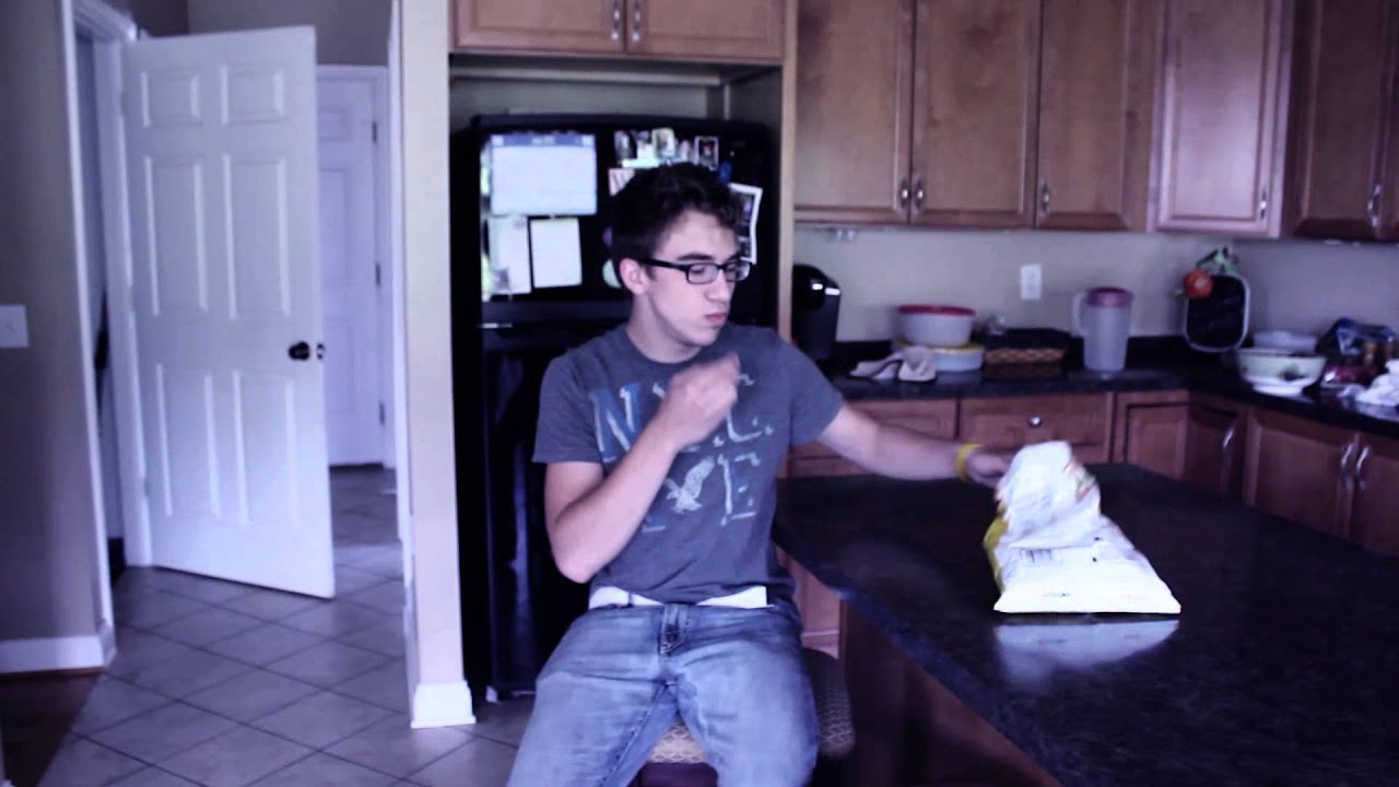 My Aunts House A Short Horror Film Kindof Youtube