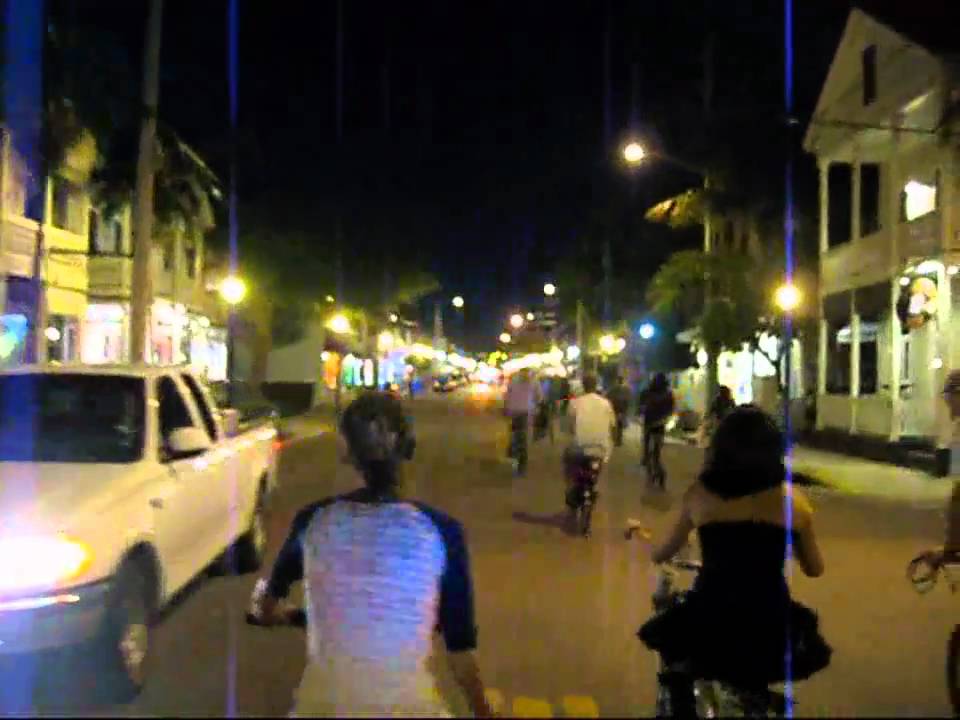 Key West Fantasy Fest 2010 Zombie Ride!!! - YouTube