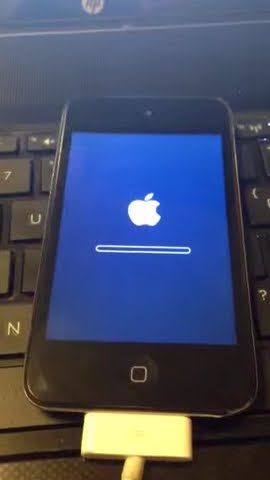 iPod Touch stuck on restoring mode with Apple logo and load - YouTube
