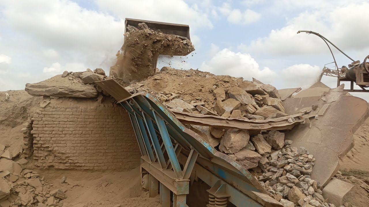 World’s Most Powerful Rock Crusher in Action – Crushing Everything ...