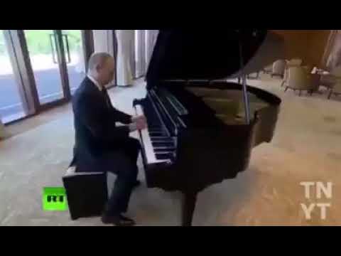 Vladimir Putin'den İzmir Marşı