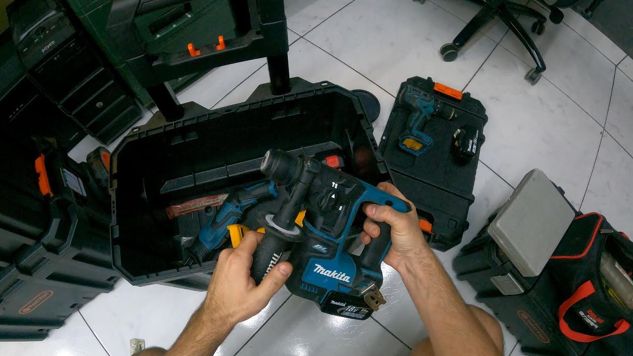 CAIXA DE FERRAMENTAS TACTIX 276099 - YouTube