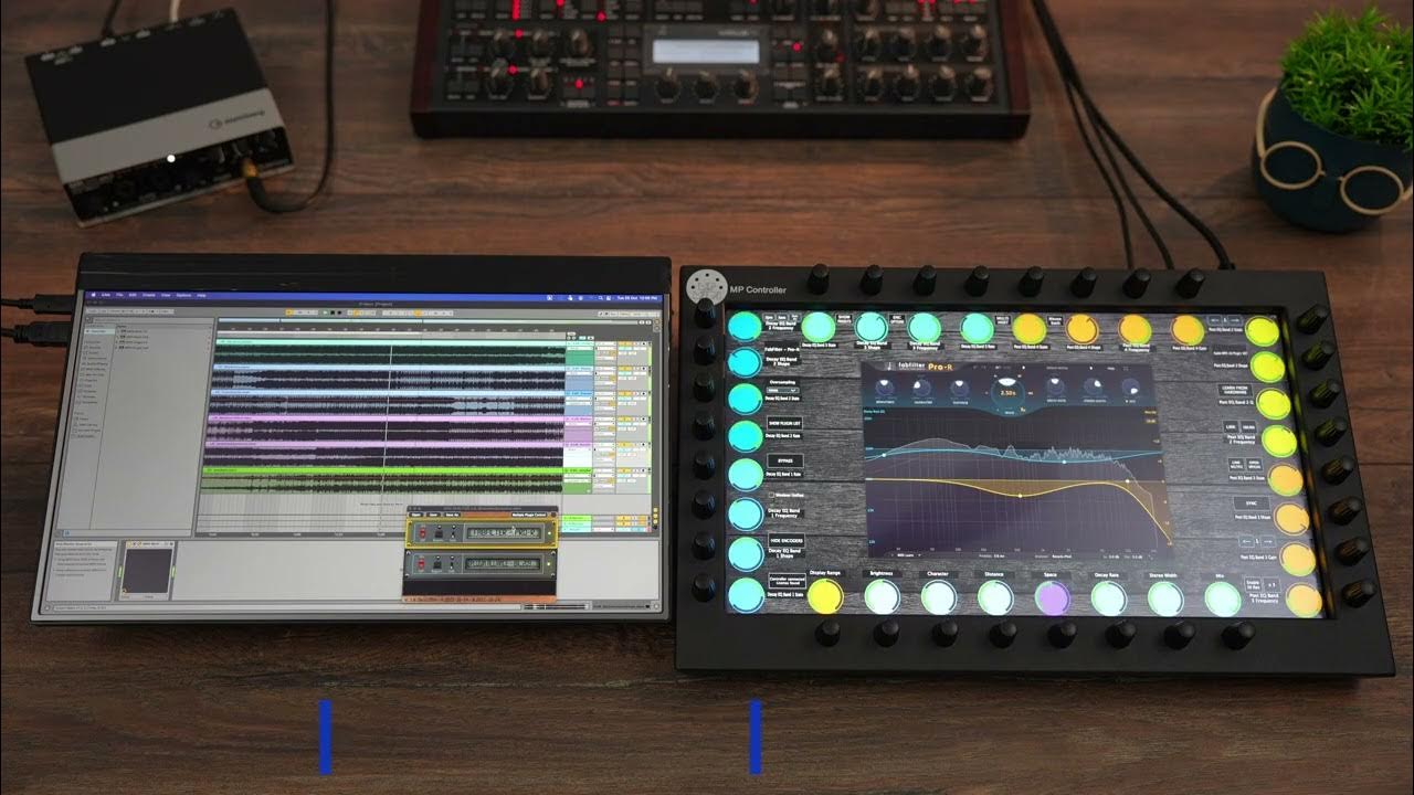 MP Controller in Ableton Live - Switching tracks and plugins - YouTube