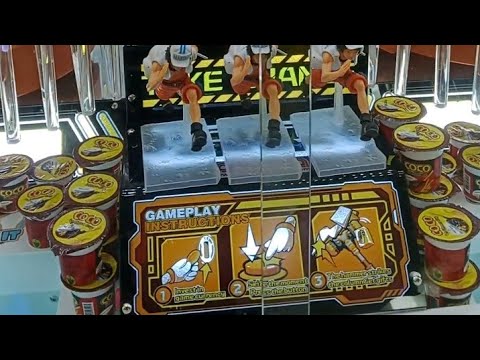 Food claw machine #amazing #satisfying #arcade - YouTube