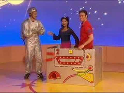 Hi-5 Make believe spaceship (2001) - YouTube