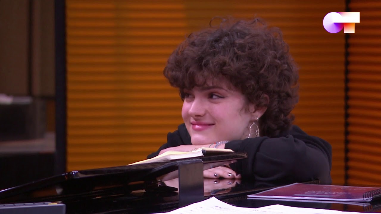 GÈRARD COMPONE una CANCIÓN de AMOR | OT 2020 - YouTube