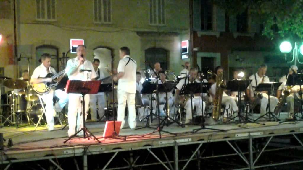 BIG BAND ORCHESTRA : Stormy weather - YouTube