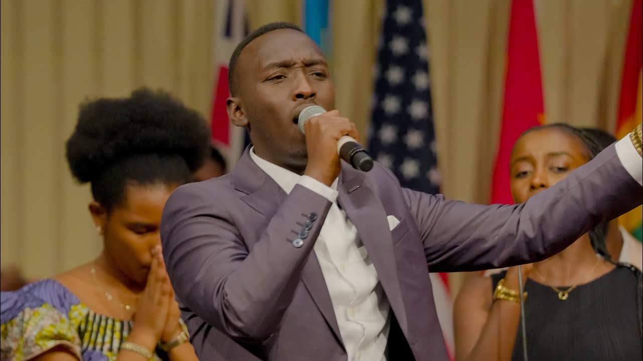 🇱🇷🇱🇷KADOGO na MADAME& USA KENTUCKY BERETSWE URUKUNDO. HAMWE NA BISHIP ...