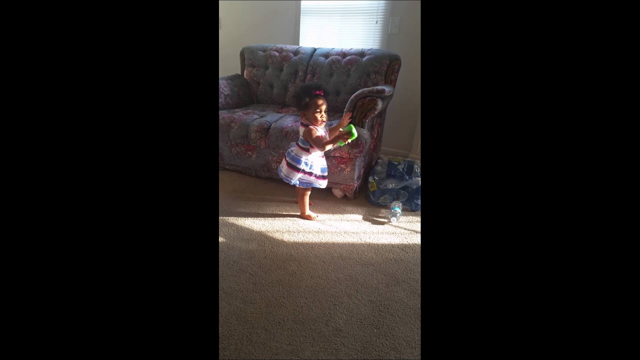 Poo pie walks II - YouTube