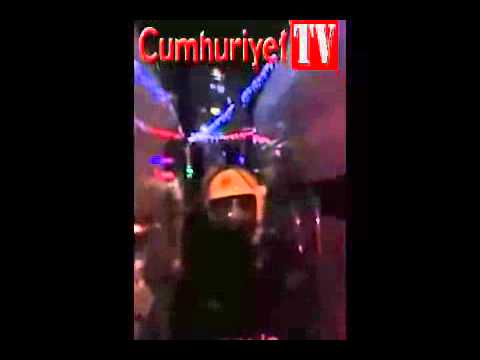 Eylemciden polise Korkuyor musun ! KORKACAKSIN