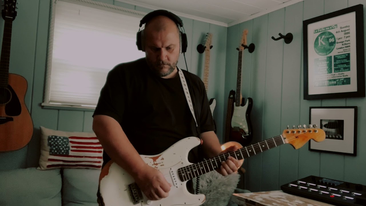 Routine - Steven Wilson (Guthrie Govan solo) - YouTube