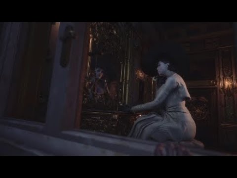 Resident Evil 8 Village Boss: Cassandra Dimitrescu - YouTube