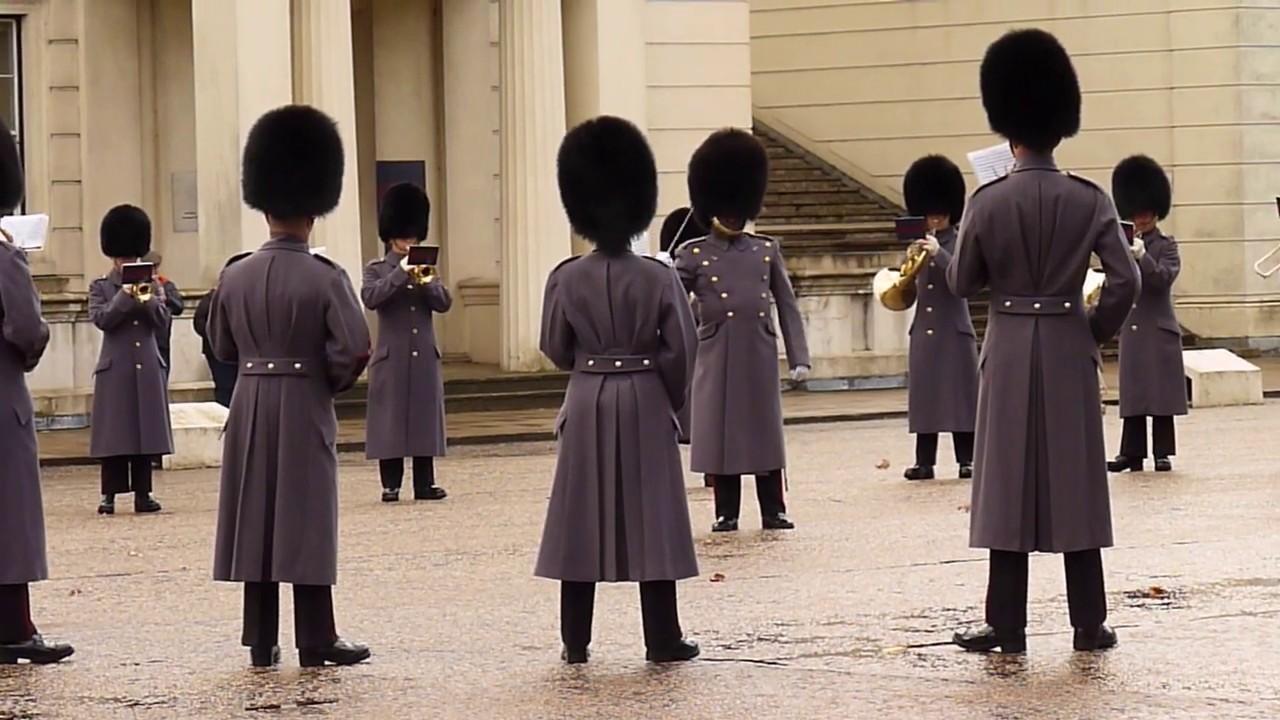 Band of the Scots Guards - YouTube