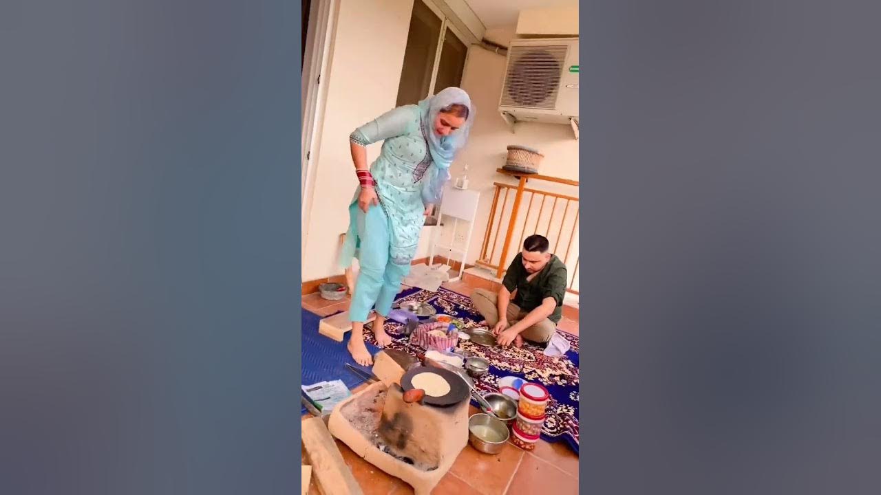 Desi Chule Pe Khana Swamitbadesra Youtubeshorts Shorts Love Trending Youtube