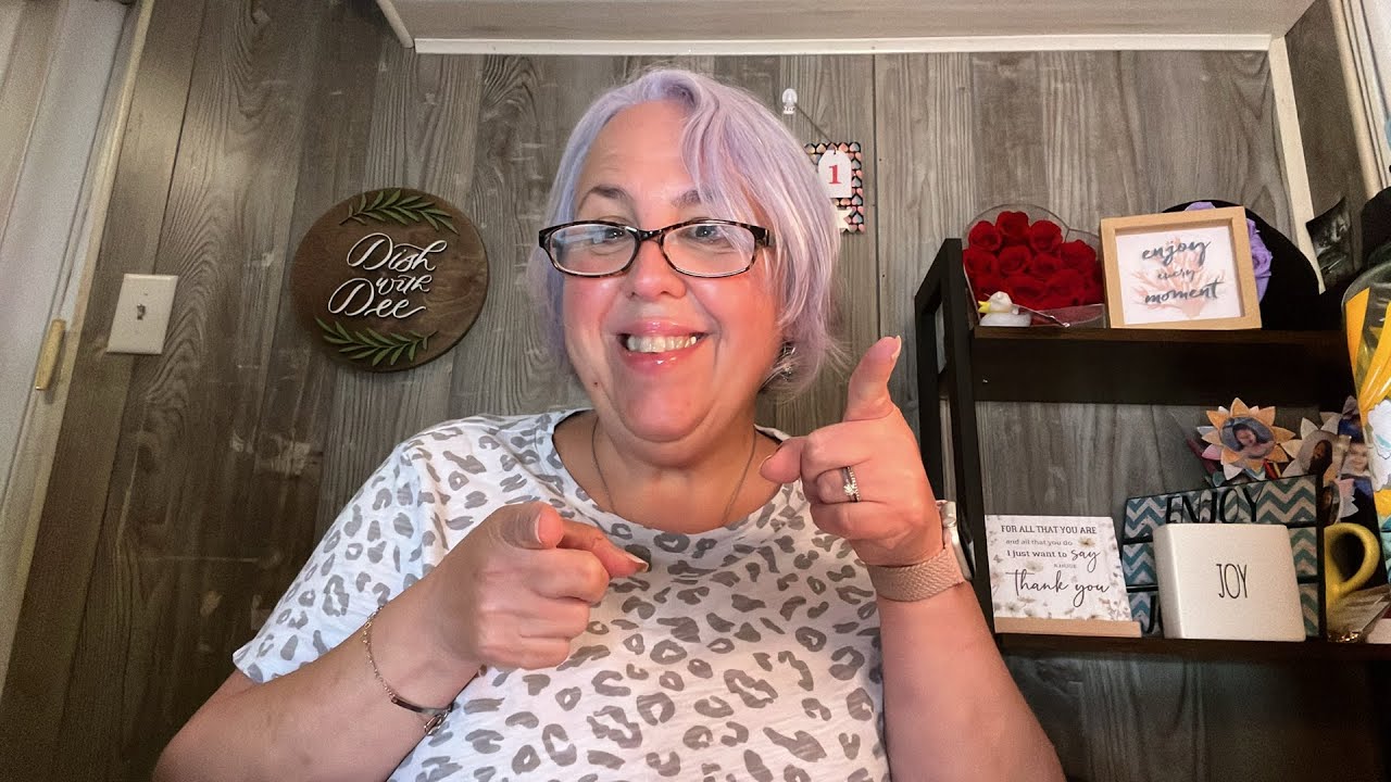 Dish with Dee’s Wednesday live anything goes weight loss podcast 8/21 ...