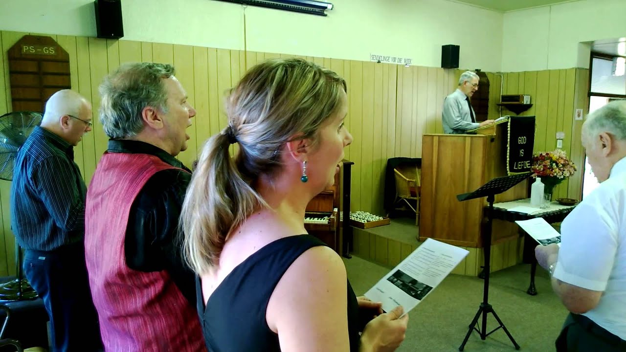 Kom alle getroues gemeente sing Huis Luckhoff Advent 2012 - YouTube