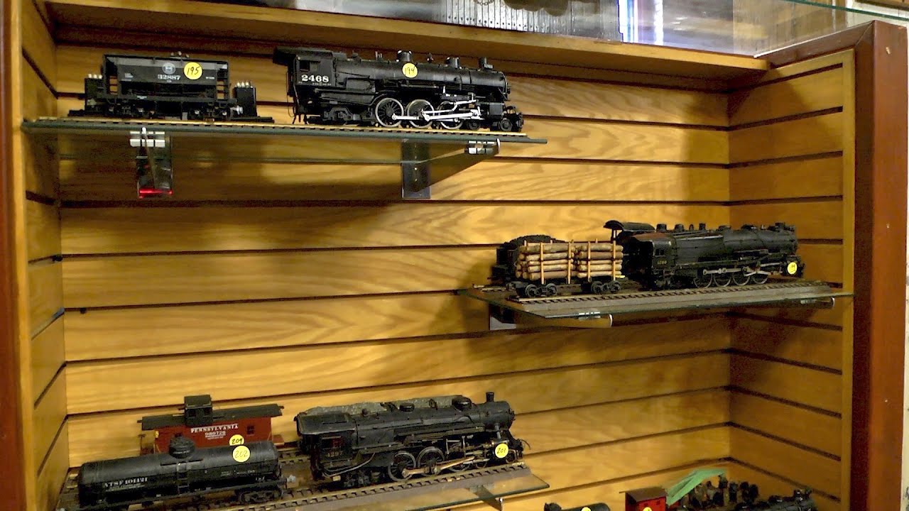 UA: Quaker Station Auction: Train Display - YouTube