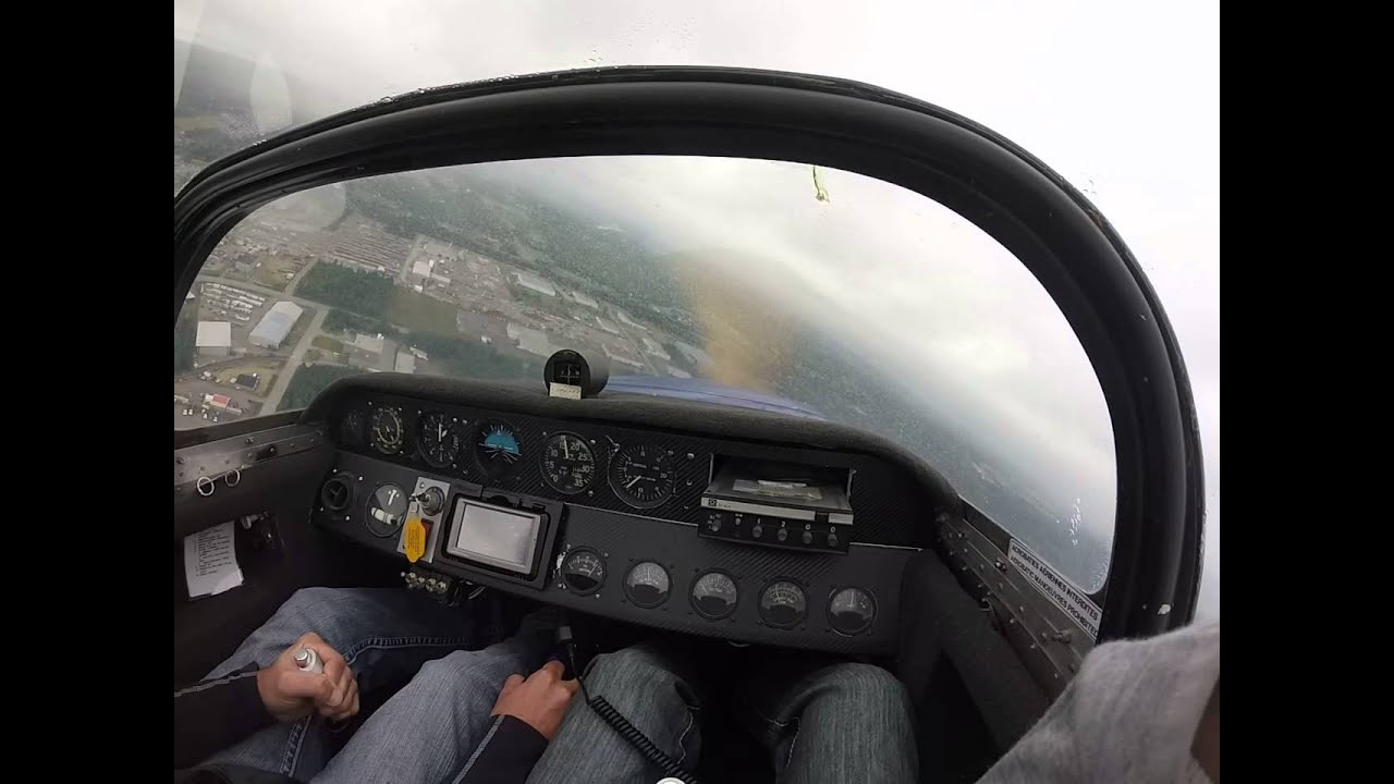 Aircraft sidewinder C-FDXG - YouTube