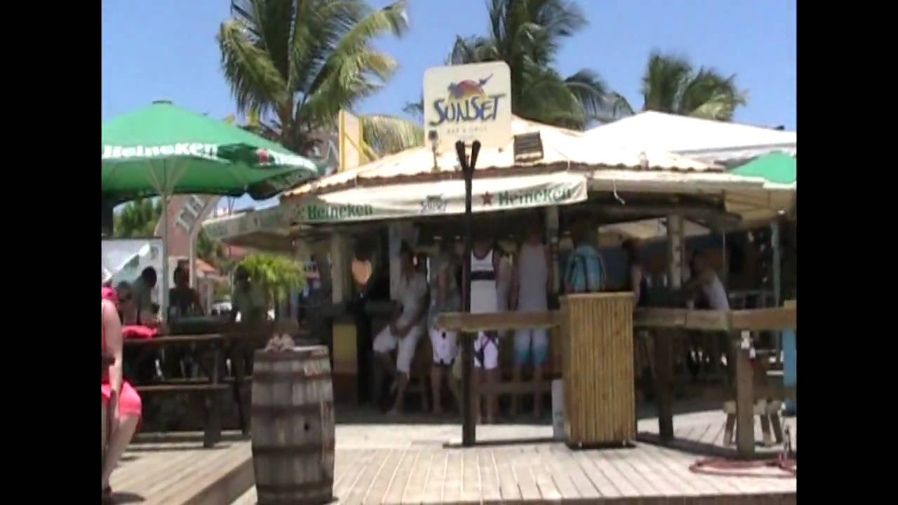 st maarten sunset bar landings - YouTube