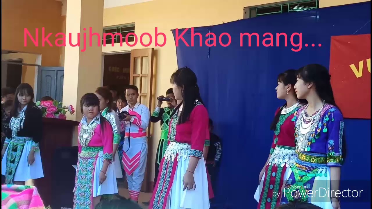 Nkauj hmoob Khao mang Seev cev.. - YouTube