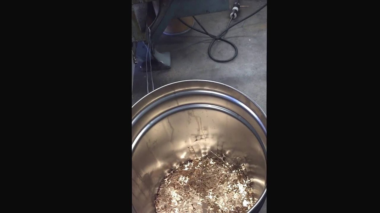 RMR's first bullet assembly machine. 9mm 115 fmj! - YouTube