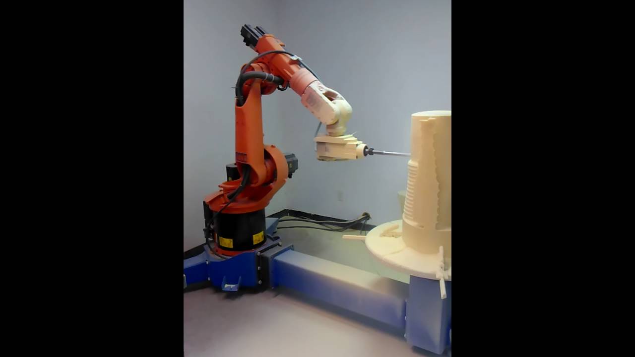 Spinal Solutions 7 axis Milling Robot - YouTube
