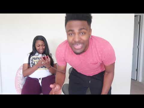 REACTING TO BOYFRIENDS HIDDEN SNAPCHATS!!! *MUST WATCH*