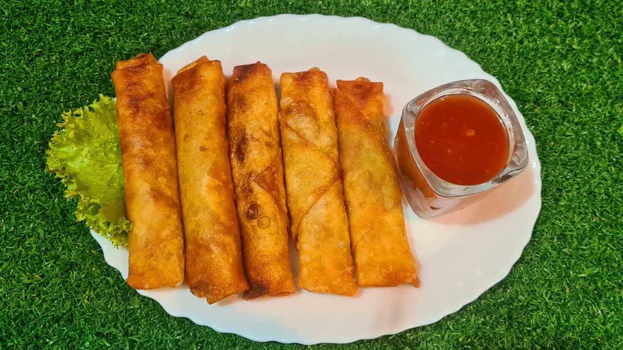 Crispy Chicken Vegetable Spring Rolls | Classic Crispy Spring Rolls ...
