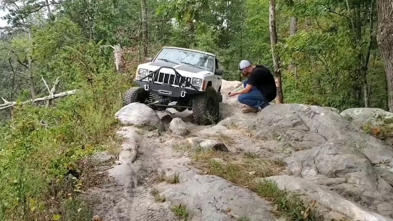 Trail 75 Waldens ridge - YouTube