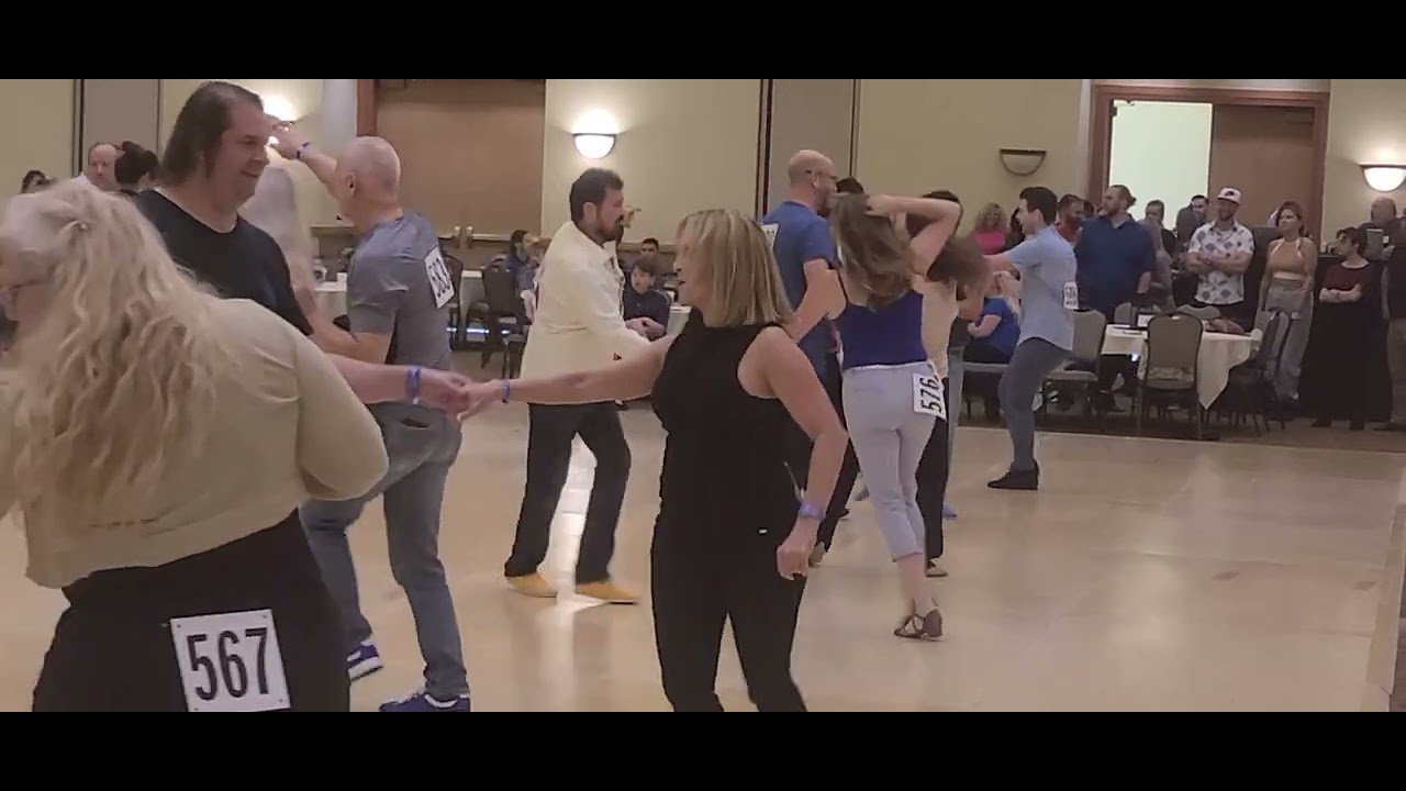 Swing 16 Prelims. Jeff Fraunhoffer & Mary Beth Hurst. Swingin Dance ...