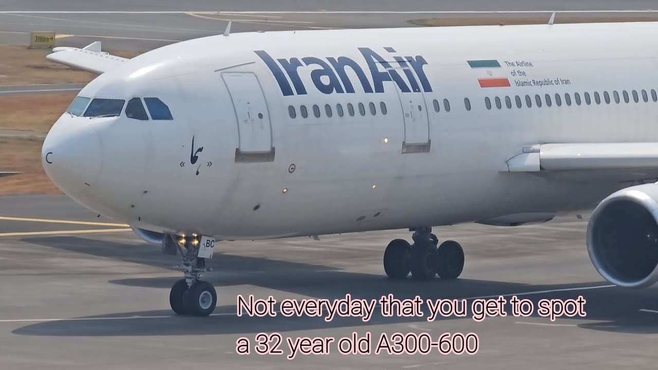 Iran Air A300-600 departing out of Mumbai VABB - YouTube