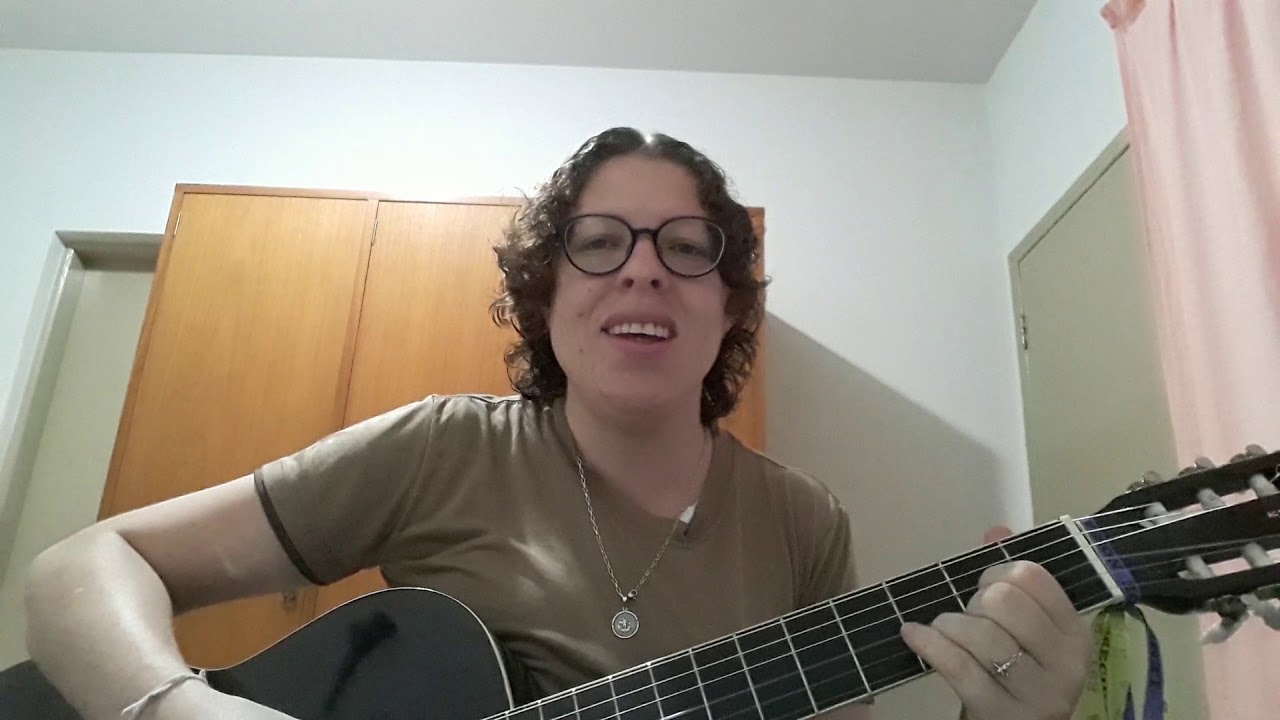 Kelly Belfiore - Em tuas mãos - YouTube