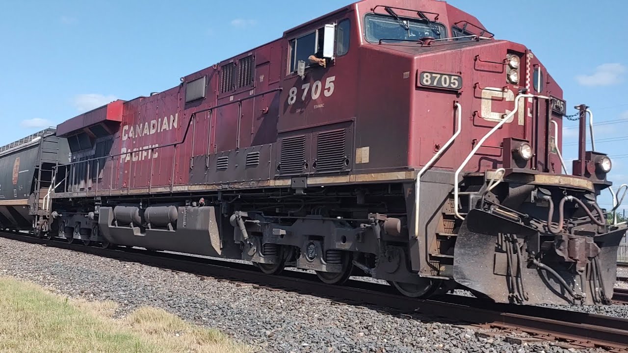 Canadian Pacific 8705 ES44AC leads CPKC-G390 (ft special gift ...