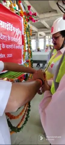 First dispatch of Wonder cement in Aligarh - YouTube
