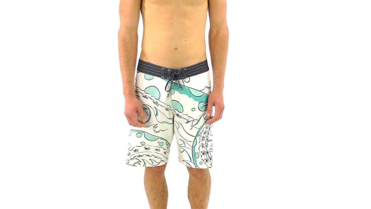 Quiksilver Men's Willys Gold Boardshort | SwimOutlet.com - YouTube