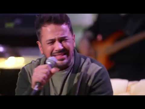 EMRE ALTUĞ AŞK-I KIYAMET GİDECEK YERİM Mİ VAR NEYLEYİM  (4K 8K) VİDEO AKUSTİK