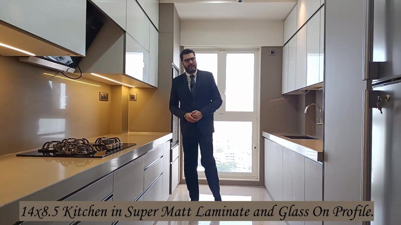 Kitchen in Super-Matt Laminate/Back Painted Glass | Parallel Kitchen ...