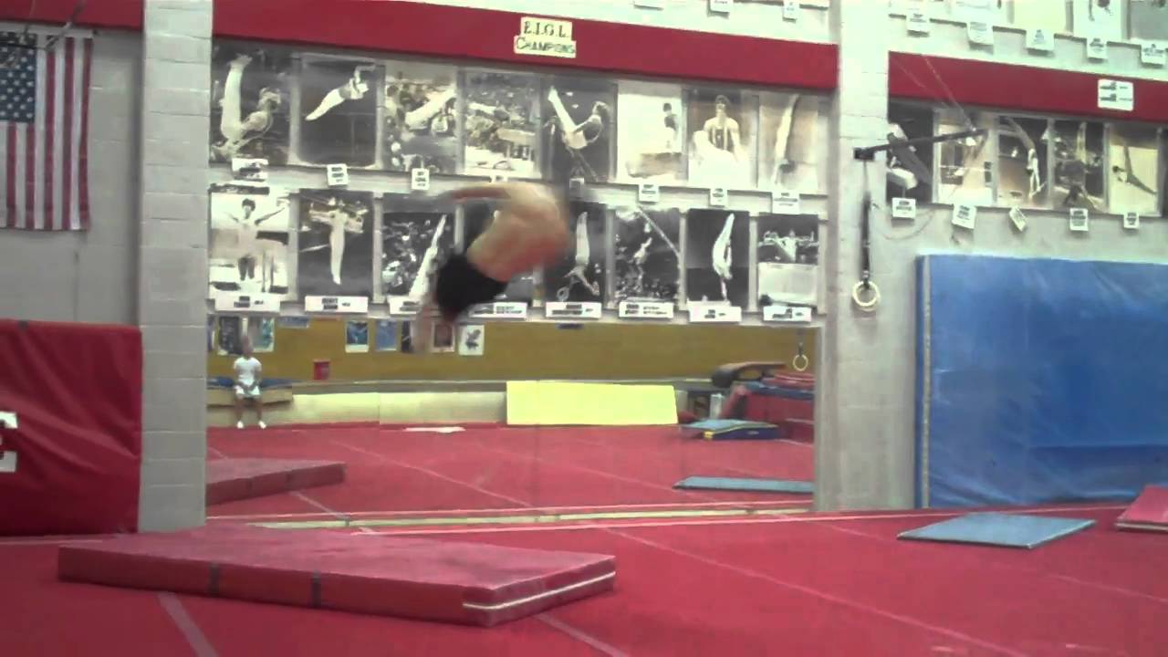 Layout Thomas Floor - YouTube