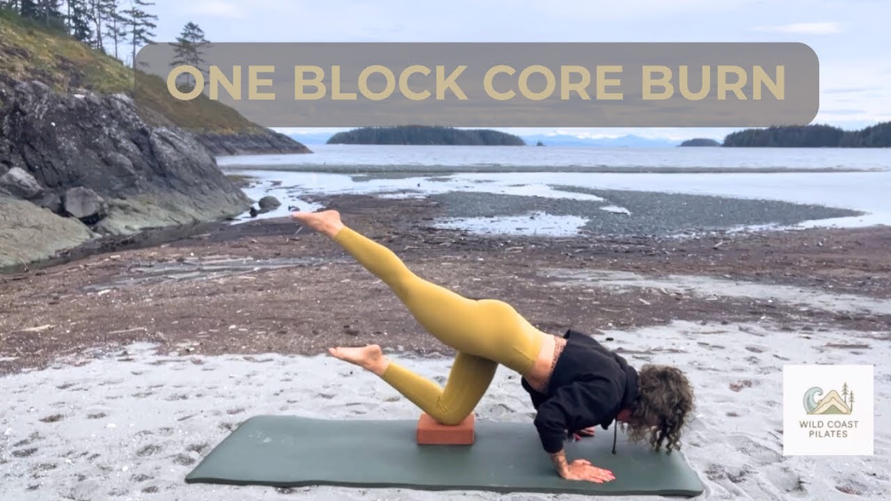 20-Min Core and Pelvic Floor Workout on the Beach | Yoga Block Pilates ...