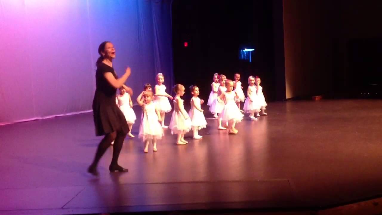Rory's first Dance recital! - YouTube