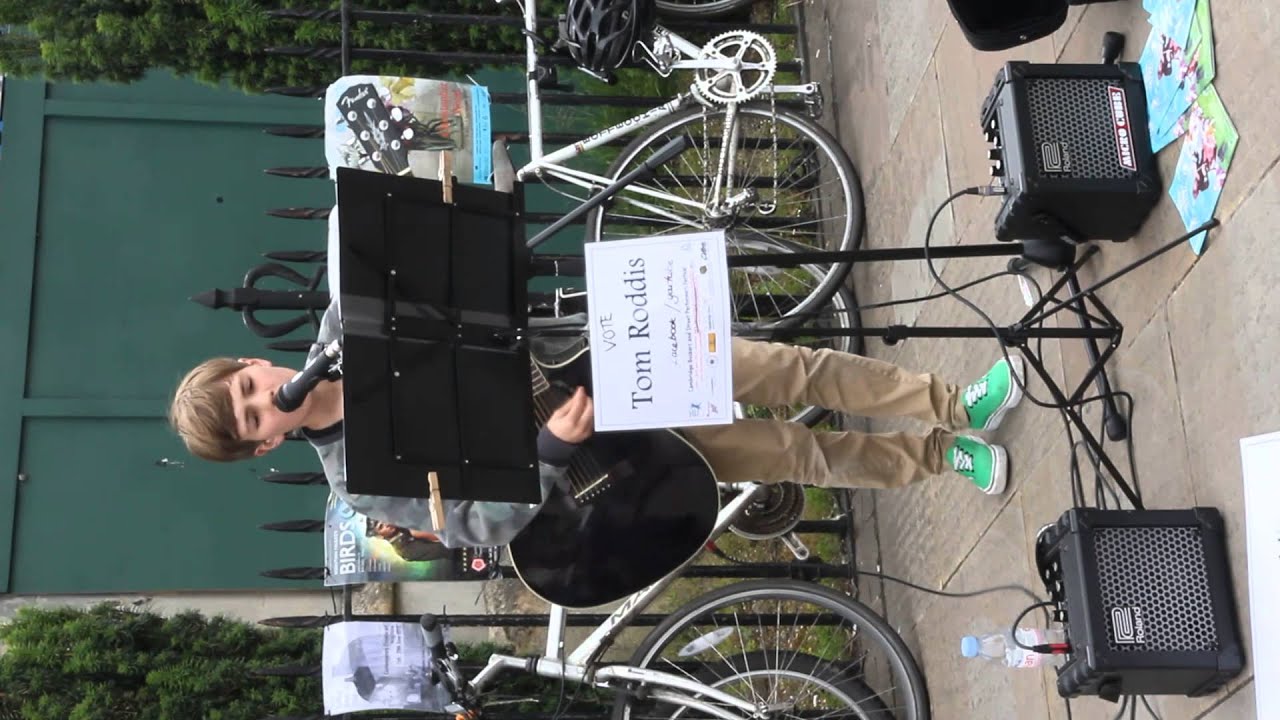 Cambridge Busker Festival: Tom Roddis "The Man Who Can't Be Moved ...