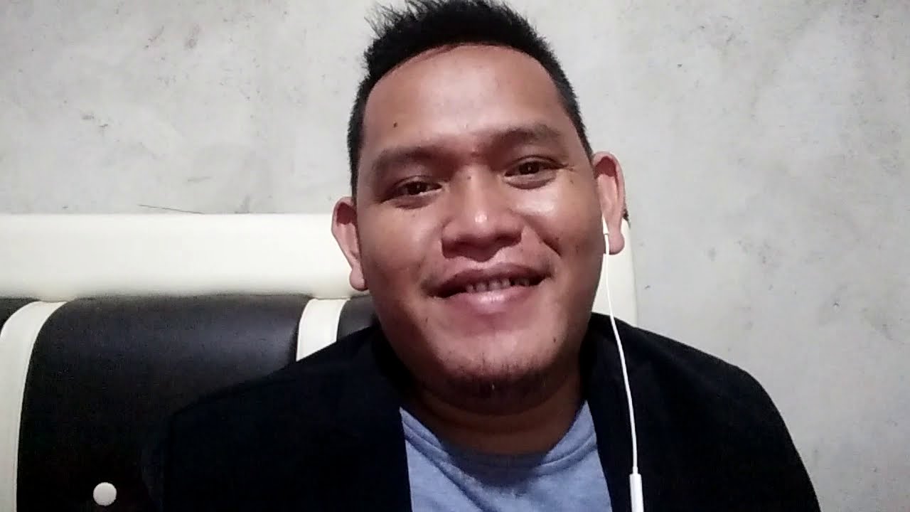 RIO TALK #1: SEPAKBOLA DUNIA - YouTube