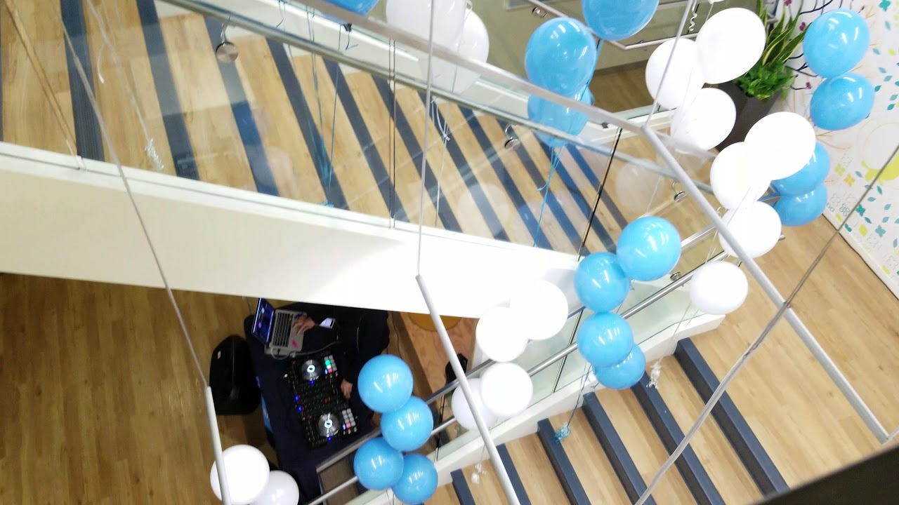 Balloons on stairs - YouTube
