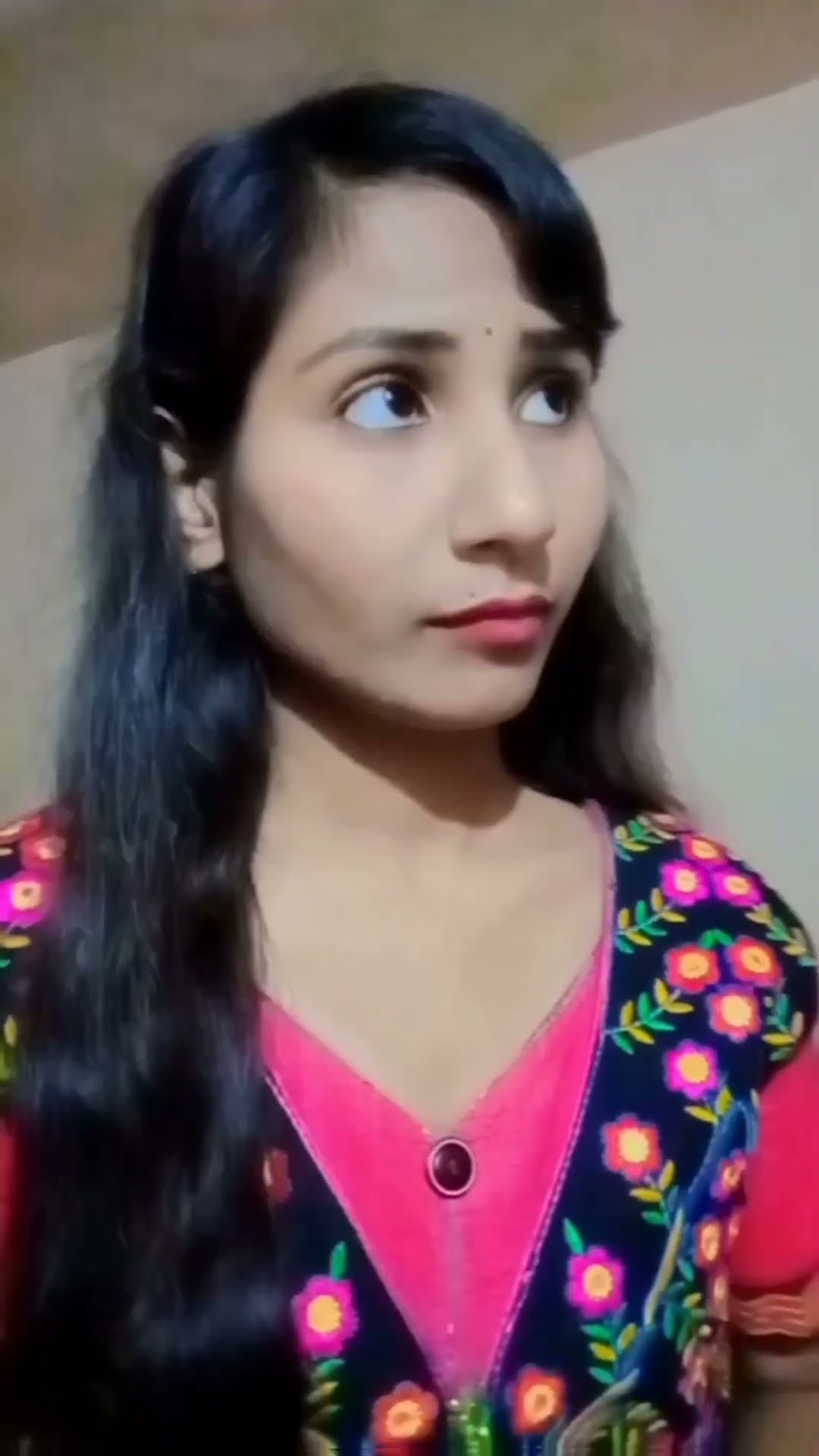 Ek hi Bhot h dimag khrab krne k liye 😂 #urvashitomar #uvfam #indore ...